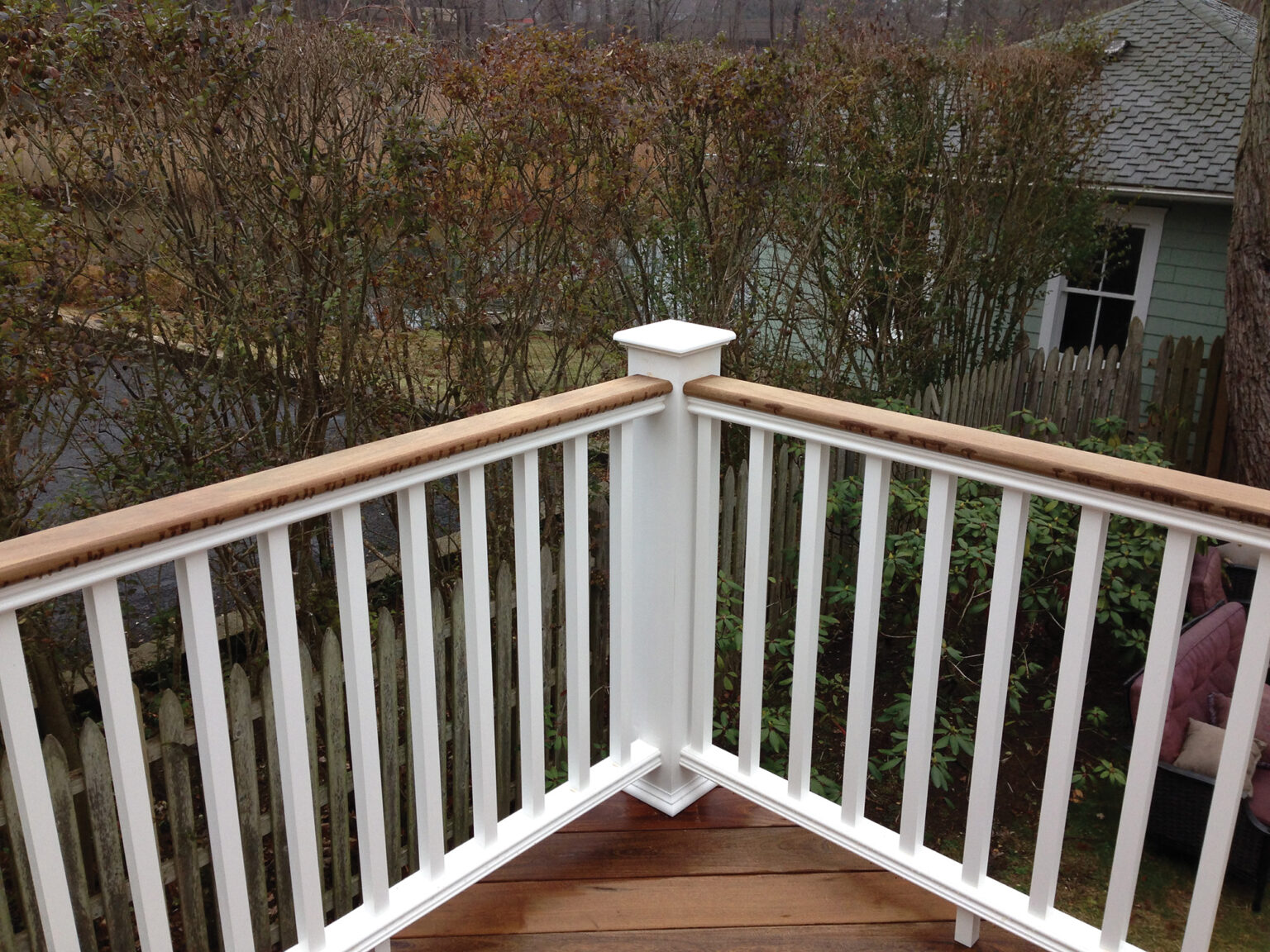 Pinnacle Rail | Intex by Azek - Railing Solutions